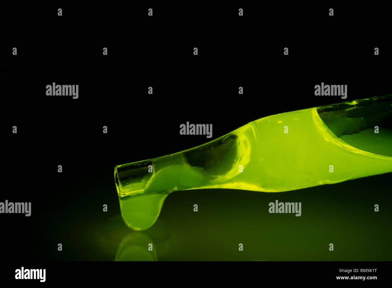 Neon drop hi-res stock photography and images - Alamy
