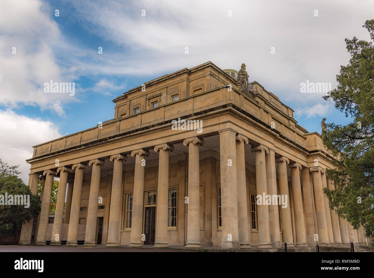 Refined architecture hi-res stock photography and images - Alamy