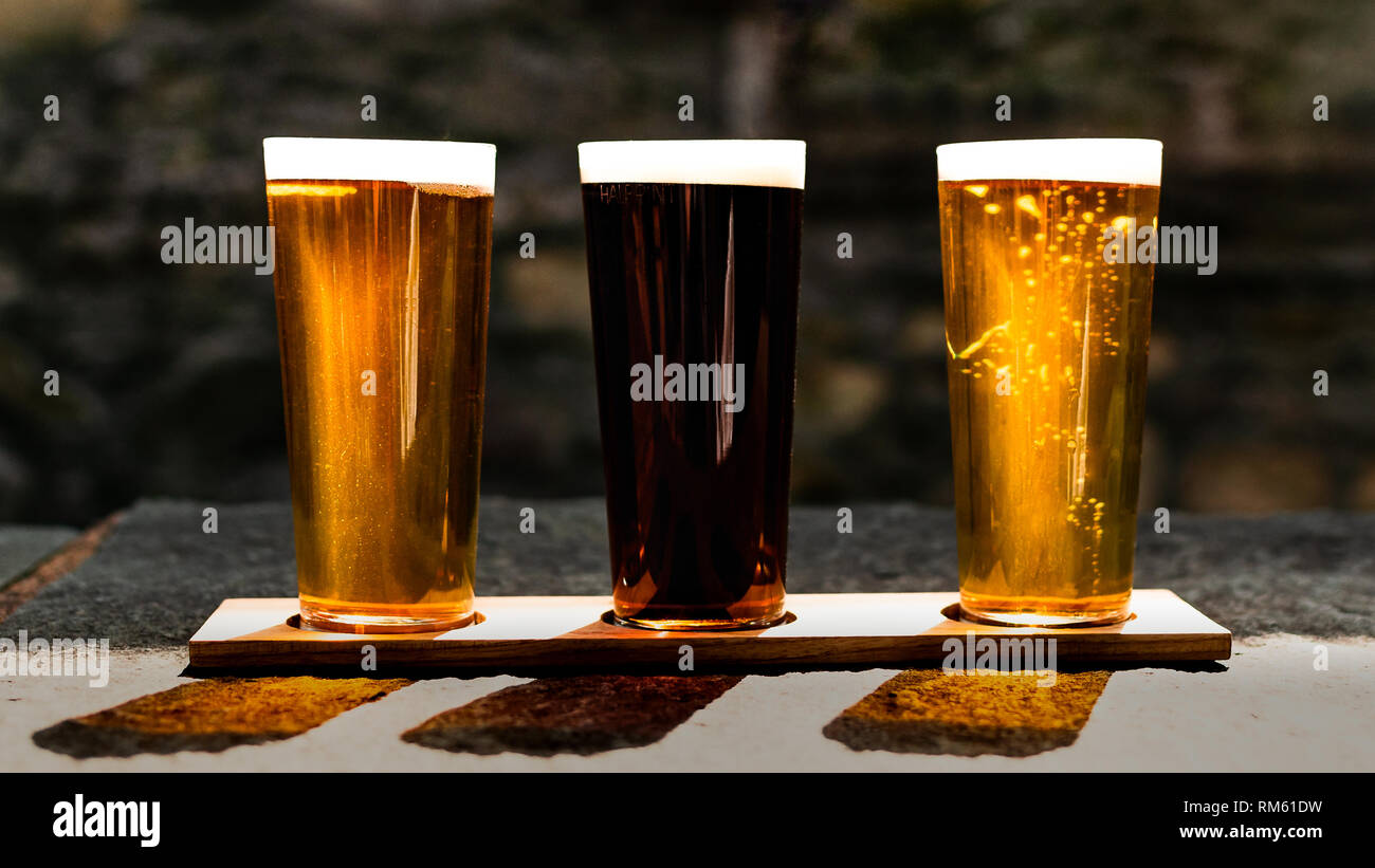 White beers hi-res stock photography and images - Alamy