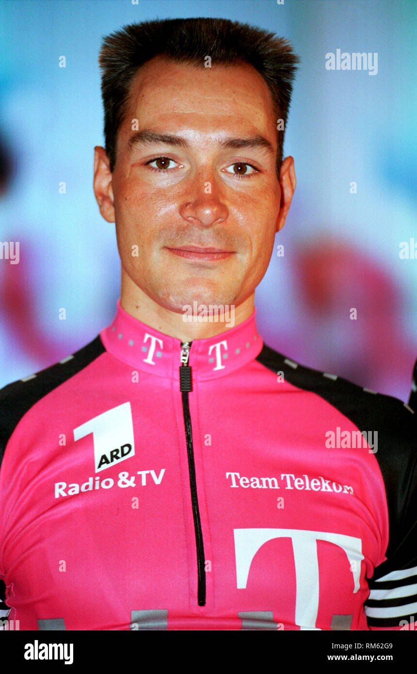 Dortmund Germany 29.01.2001, presentation of Team Telekom cycling team ...