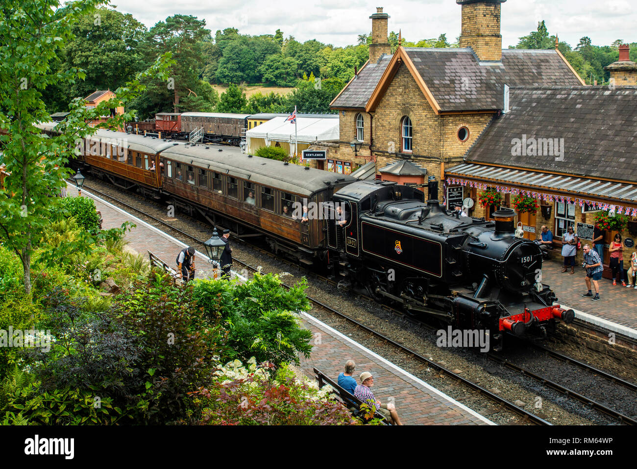 0-6-0 British Rail Tank engine 1501 awaiting departure at Arley Station ...