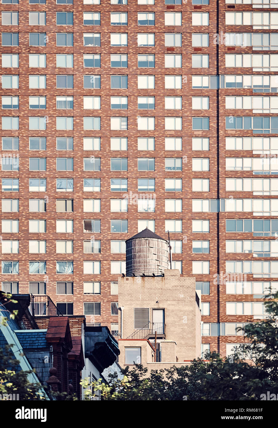 Rooftop Water Tank High Resolution Stock Photography and Images - Alamy