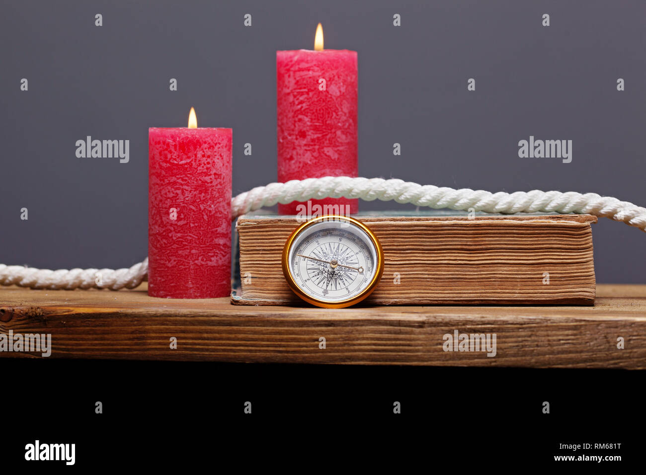 compass on wooden table Stock Photo - Alamy