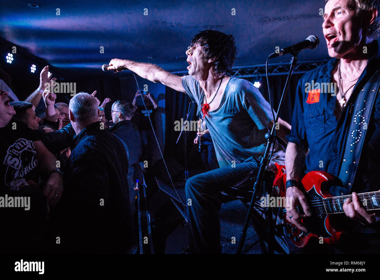 Jimmy Pursey Sham 69 Origional 1977 Line Up Bungalow Bar set Stock ...