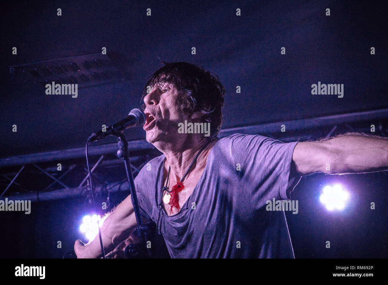 Jimmy Pursey Sham 69 Origional 1977 Line Up Bungalow Bar set Stock ...