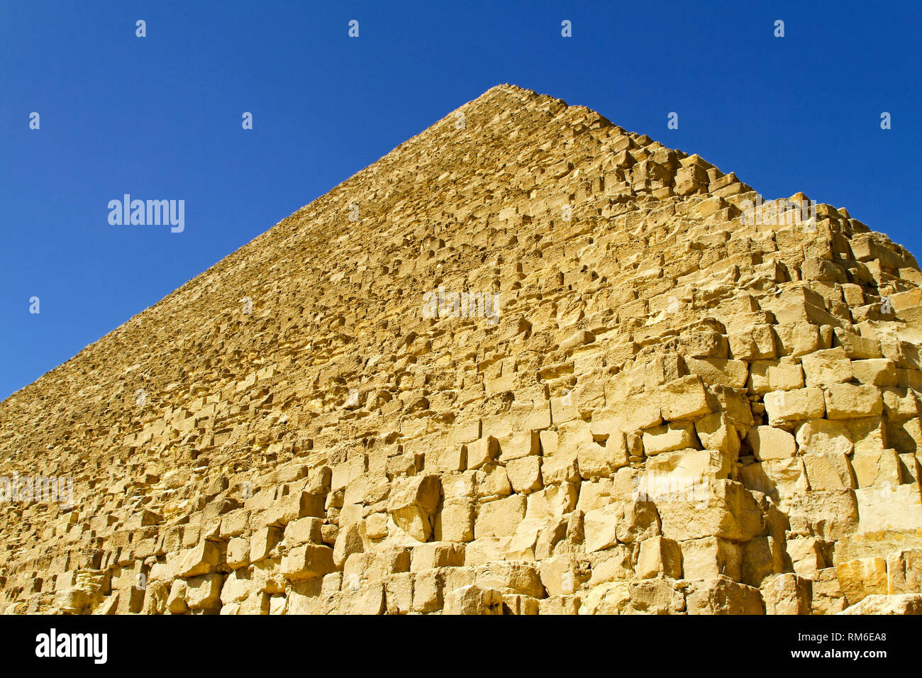 Old stone wall egypt pyramid hi-res stock photography and images - Alamy