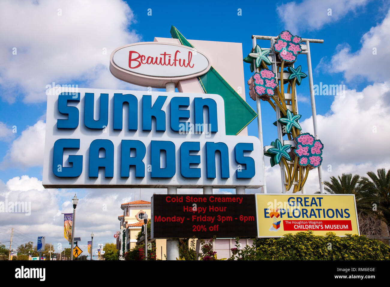 Highway Sign, Sunken Gardens, St Petersburg, FL Stock Photo - Alamy