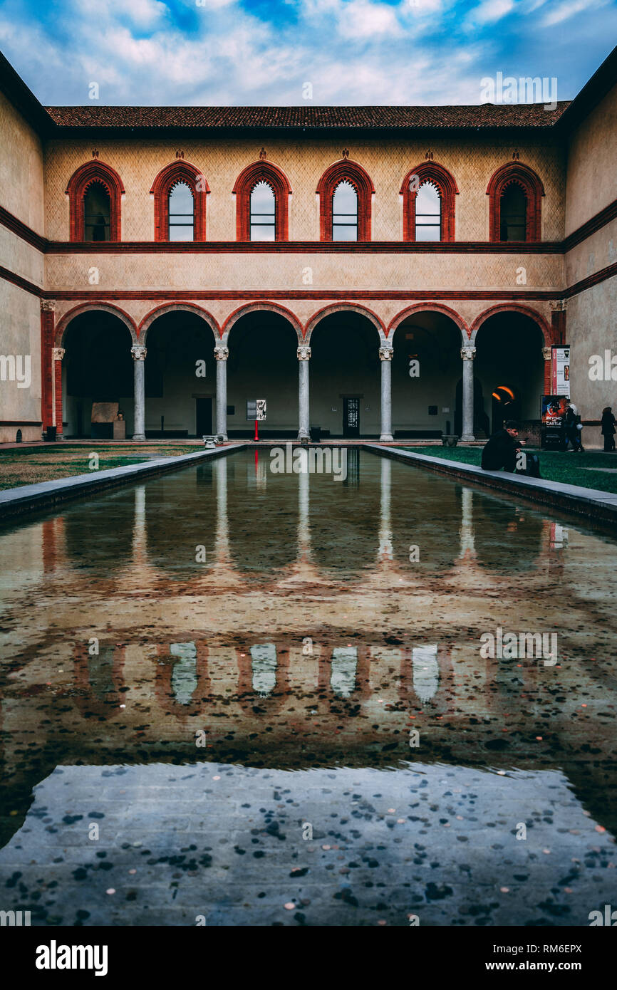 Water reflecting old building Stock Photo - Alamy