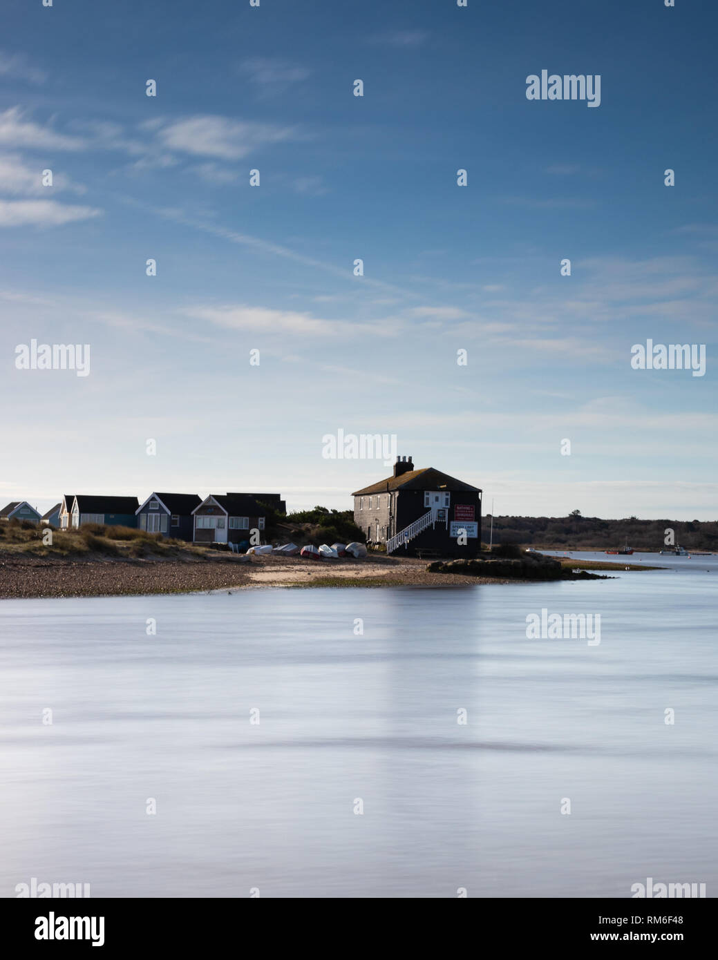 Calm beaches hi-res stock photography and images - Alamy