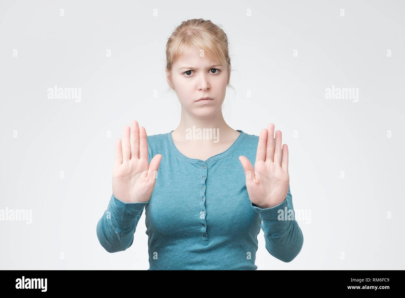 Stop sign hand pose hi-res stock photography and images - Alamy
