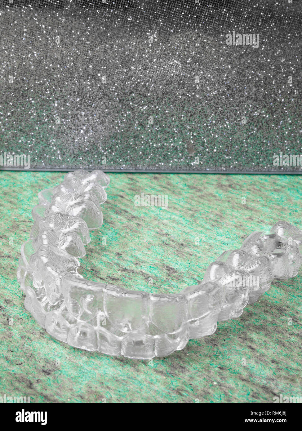 simulator orthodontic silicone. Invisible leveling braces. Mobile ...