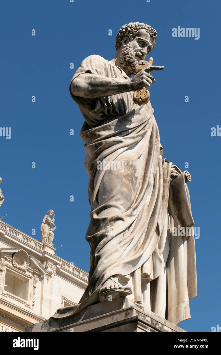 Saint Peter statue, St. Peter's Basilica, San Pietro in Vaticano, Papal ...