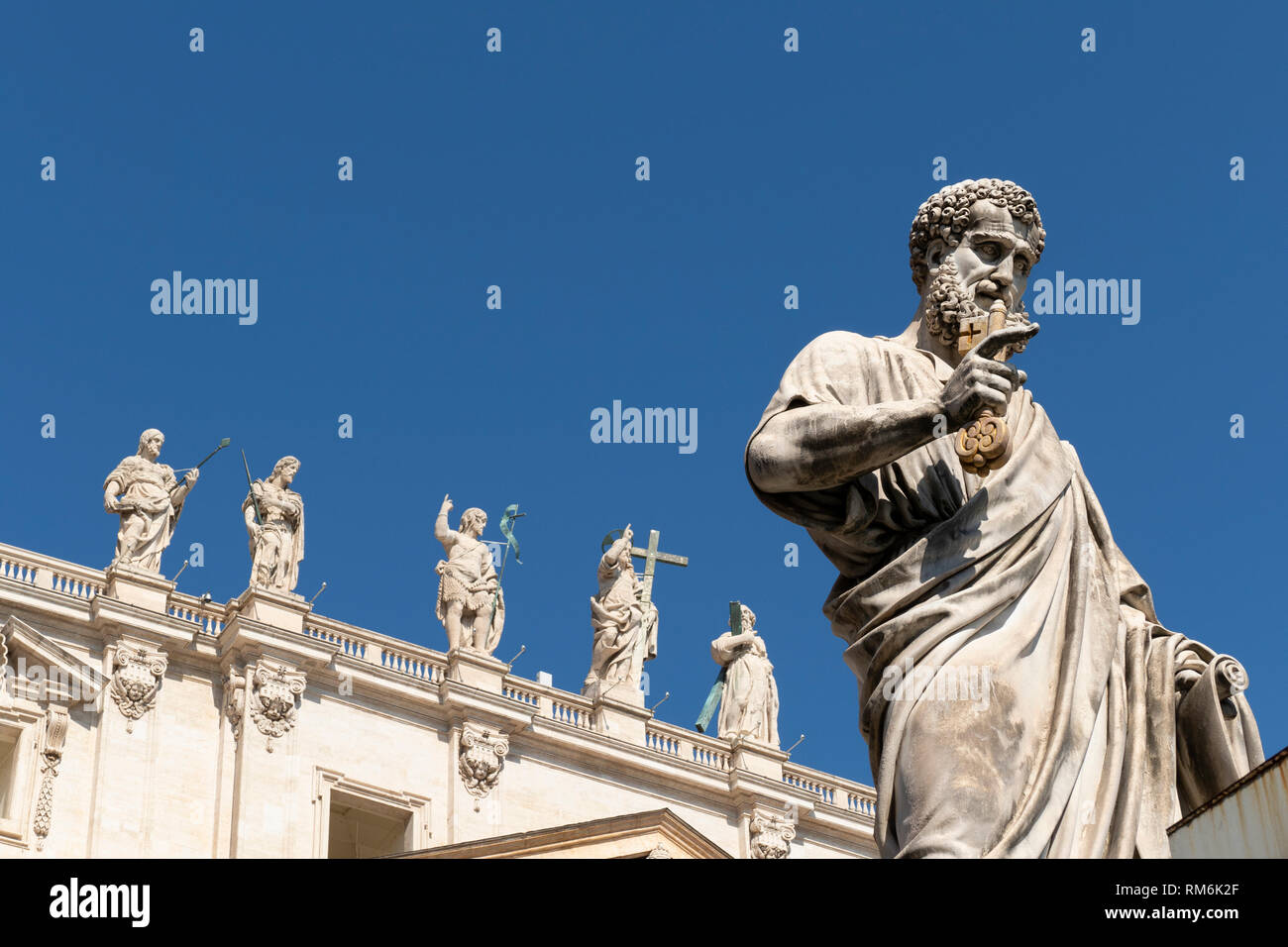 Saint Peter statue, St. Peter's Basilica, San Pietro in Vaticano, Papal ...