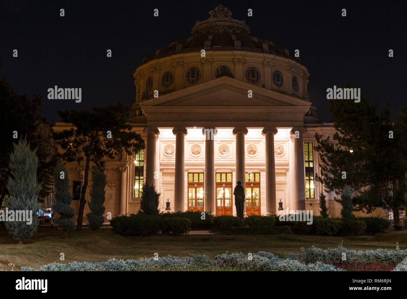 Bucharest, Romanian Atheneum, an important concert hall and a landmark ...