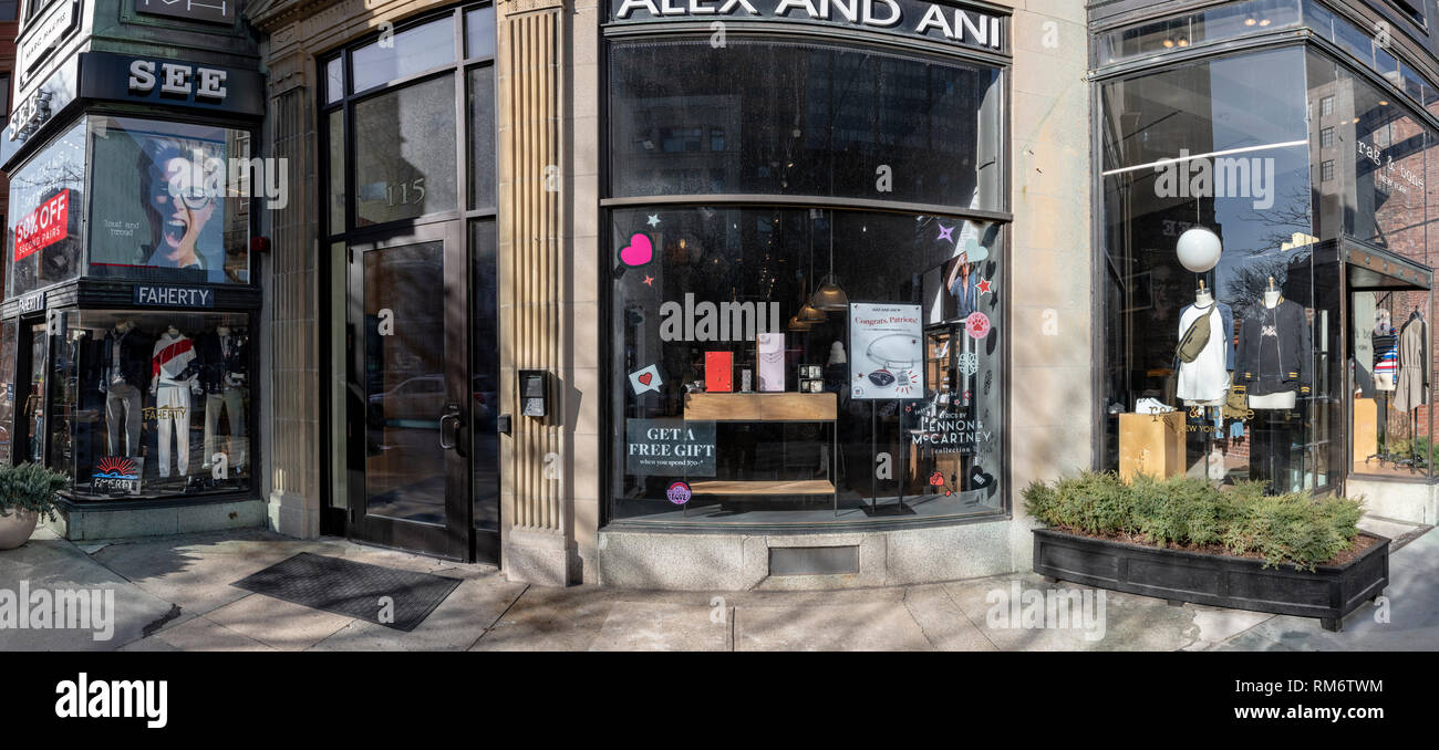 Newbury st boston hi-res stock photography and images - Alamy