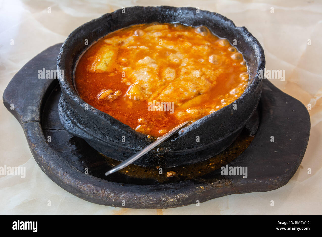Yemeni cuisine hi-res stock photography and images - Alamy