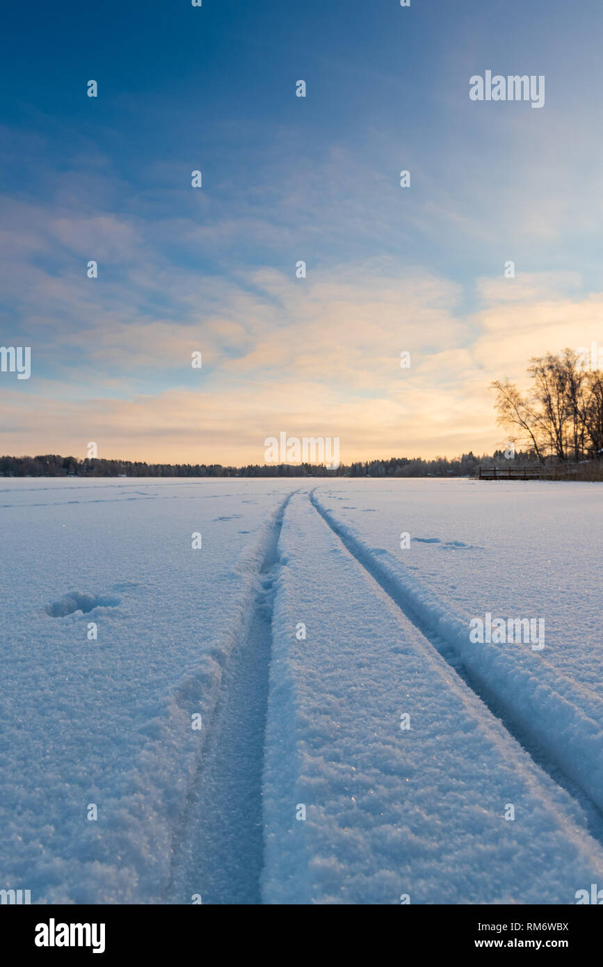 Activity track hi-res stock photography and images - Alamy