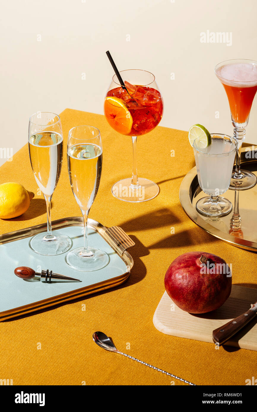 Prosecco glasses and prosecco cocktails: Tintoretto, Spritz Veneziano ...