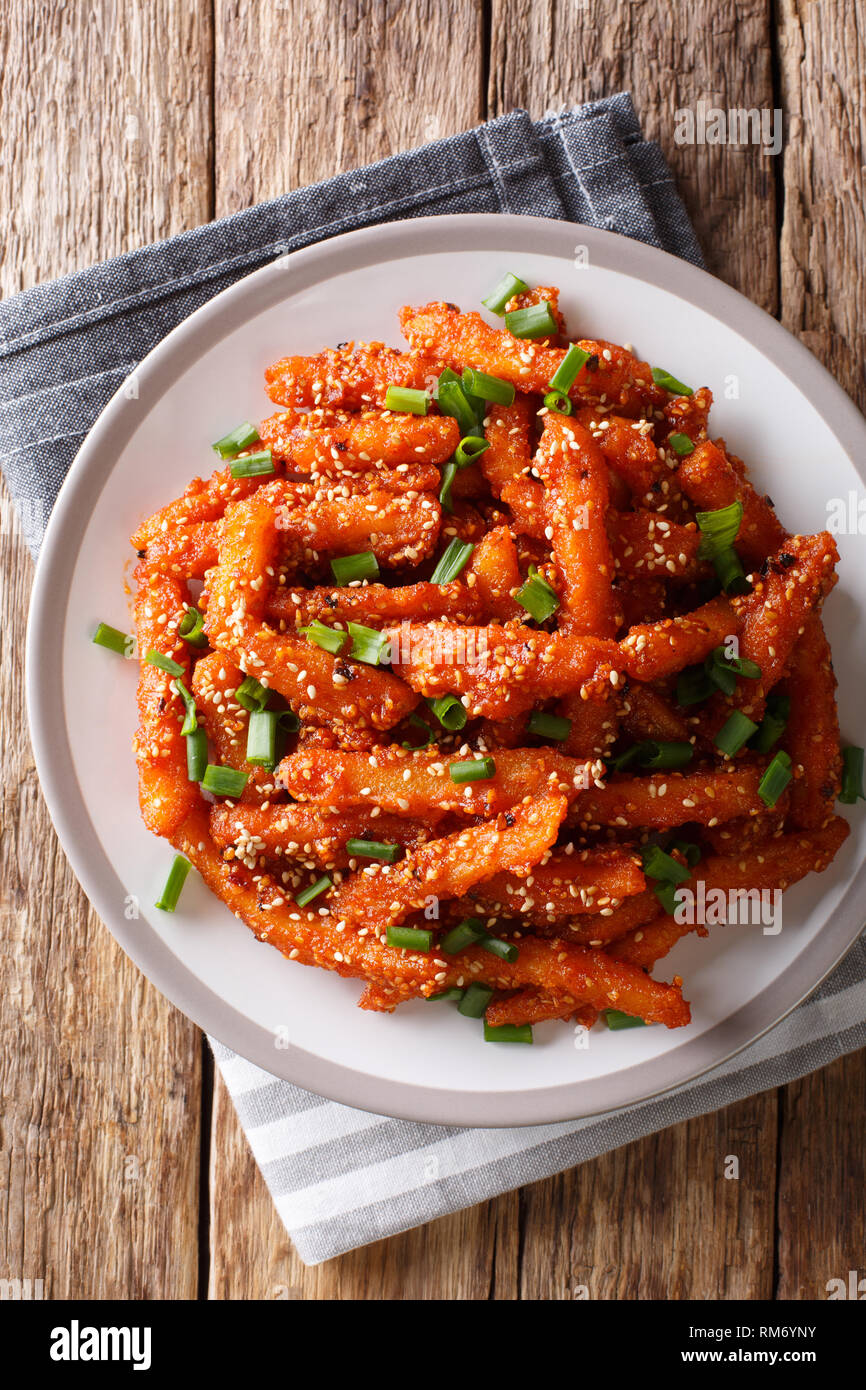 Honey chilli potato hi-res stock photography and images - Alamy