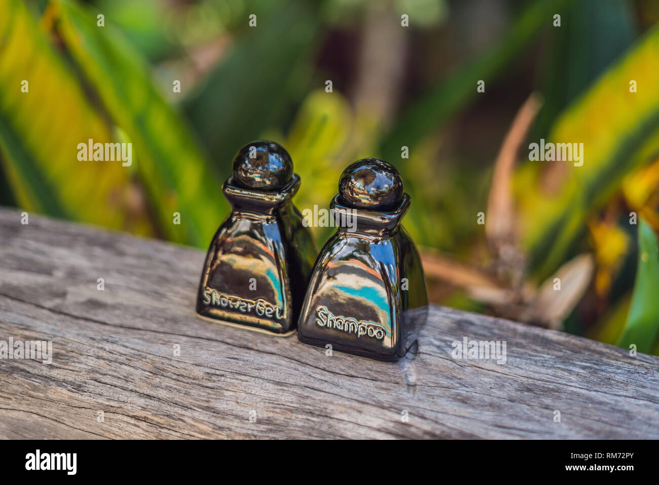 hotel amenities kit spa, soap and shampoo Stock Photo - Alamy