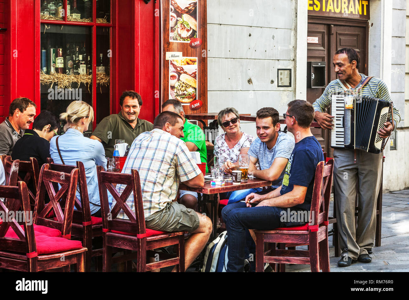 Gypsy people hi-res stock photography and images - Alamy