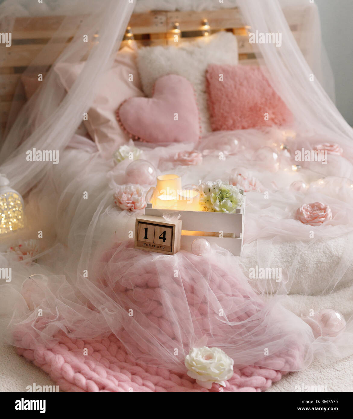 Rose bed hi-res stock photography and images - Alamy