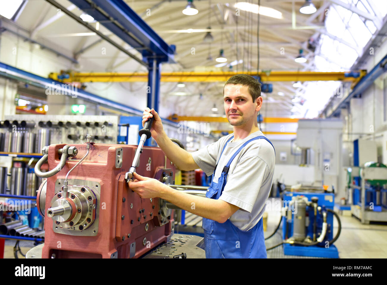 modern mechanical engineering - gear manufacturing factory - assembly ...