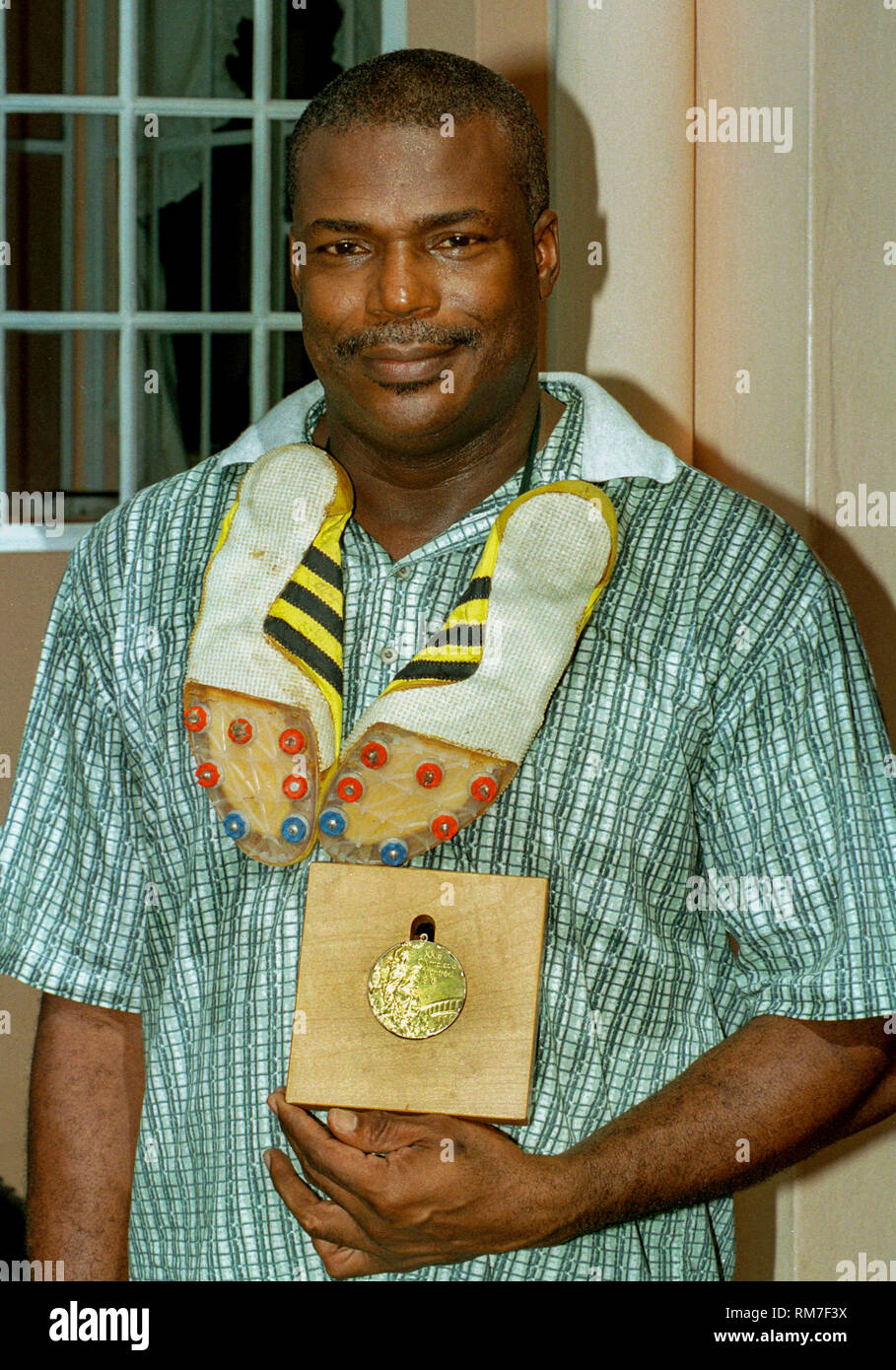 Hasely crawford trinidad tobago hi-res stock photography and images - Alamy