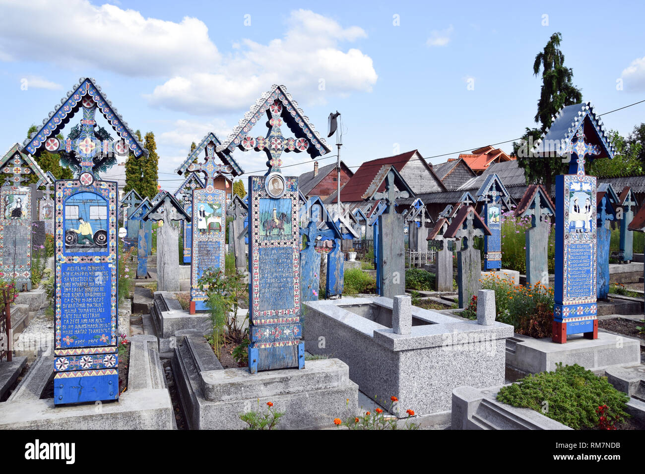 Sapanta, Romania - August 2017: The graves in Famous Merry (Joy ...