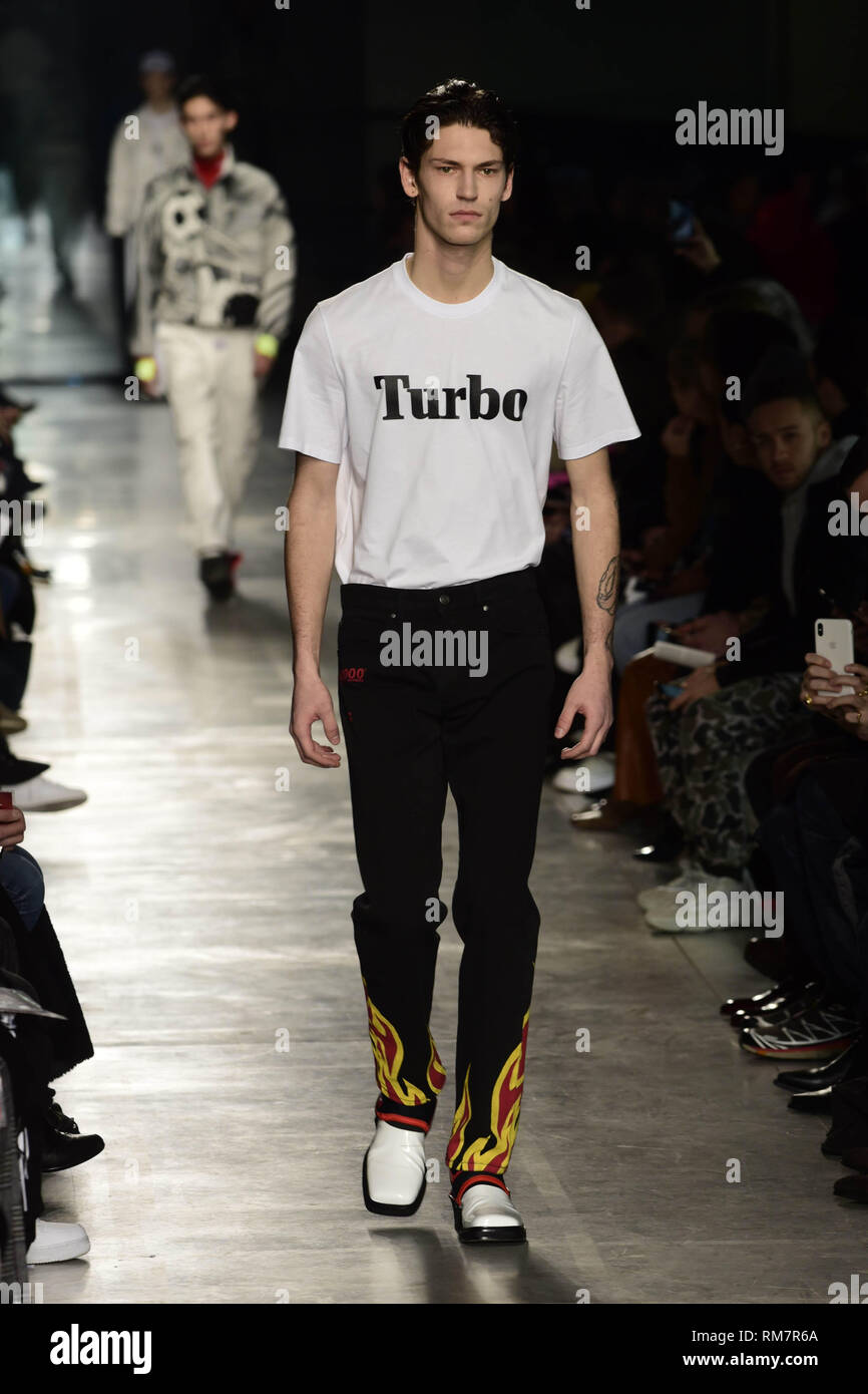 Models on the catwalk in Milan during the DAKS fashion show Where ...