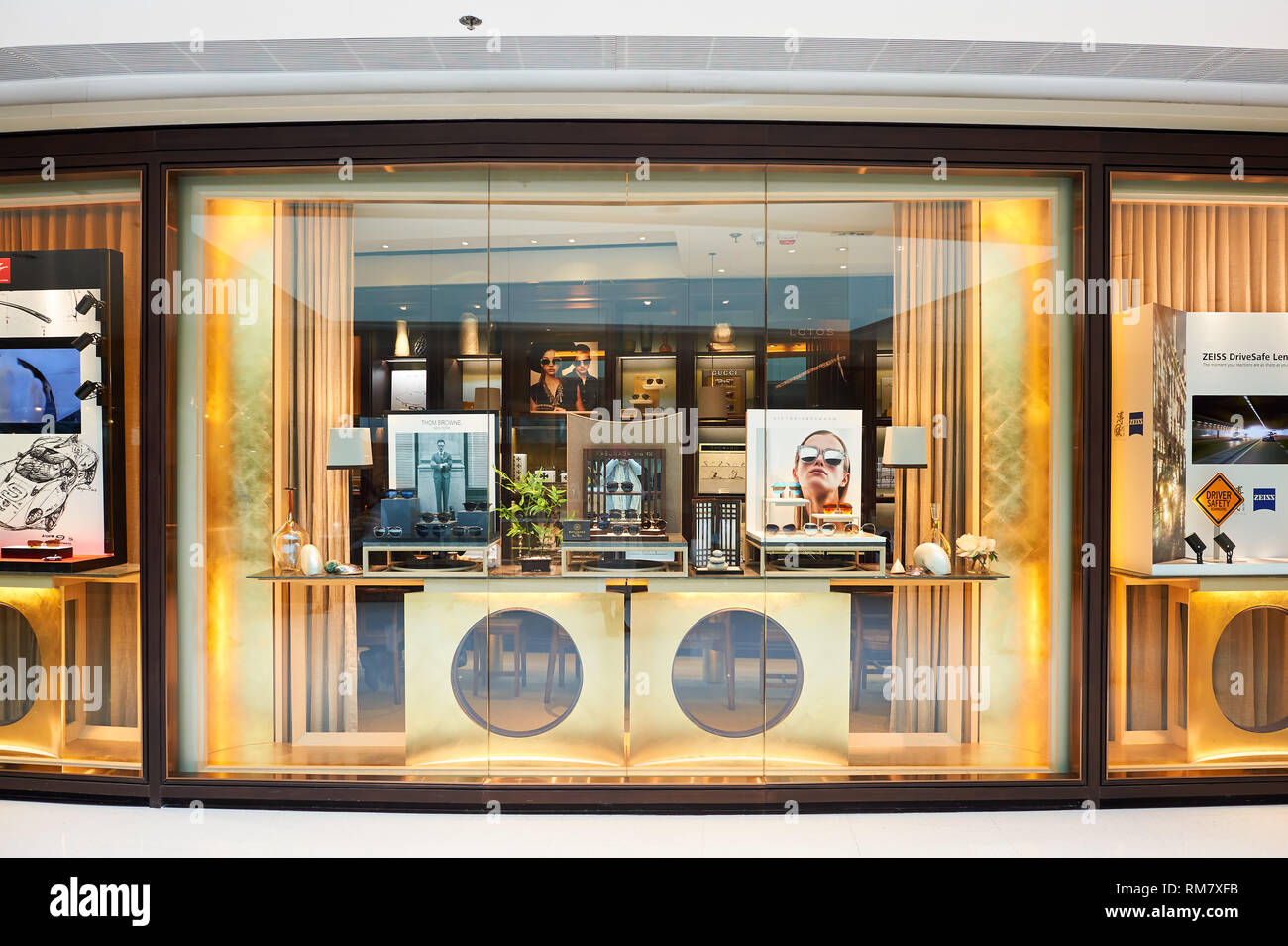 HONG KONG - JANUARY 26, 2016: a display window of a store at the ...