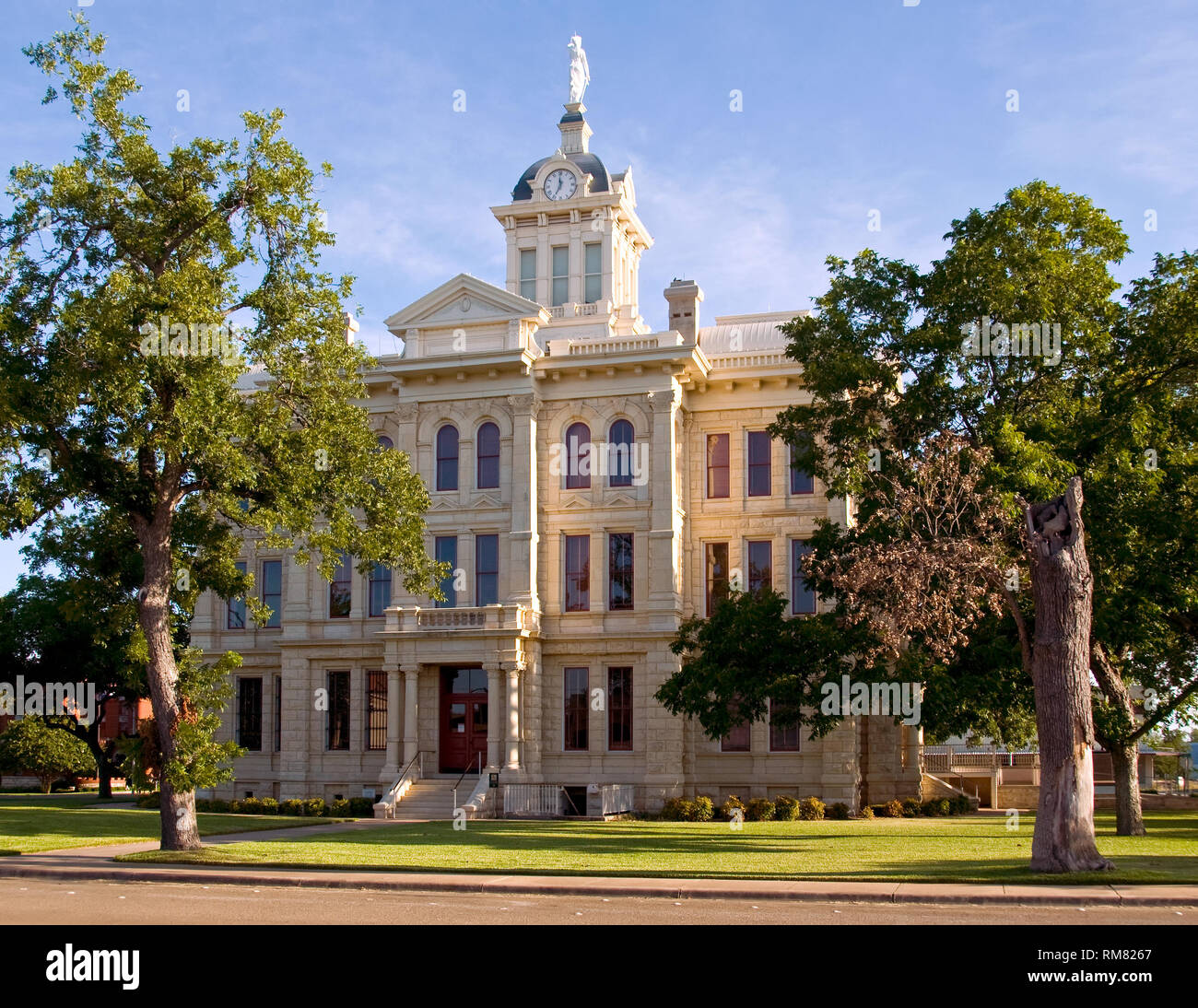 Milam County Courthouse - Cameron, Texas Stock Photo - Alamy