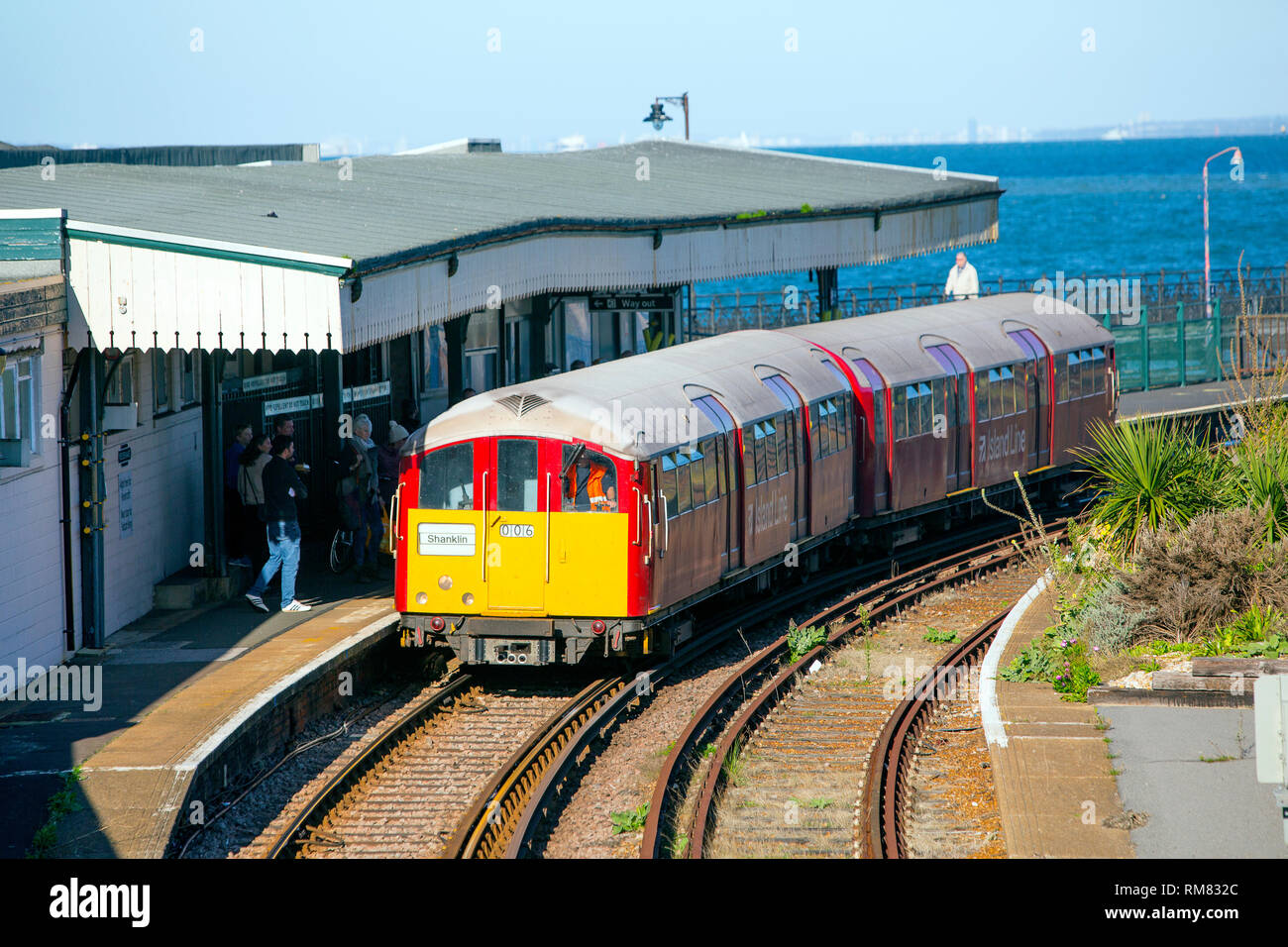 Steam train uk 1930s hi-res stock photography and images - Alamy