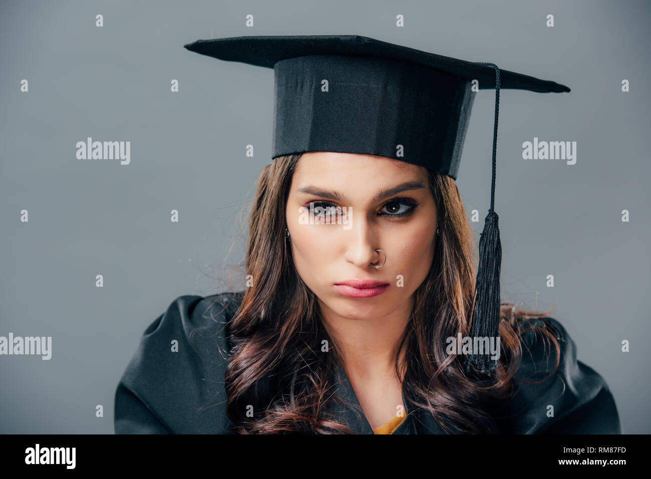 Black graduation cap hi-res stock photography and images - Alamy