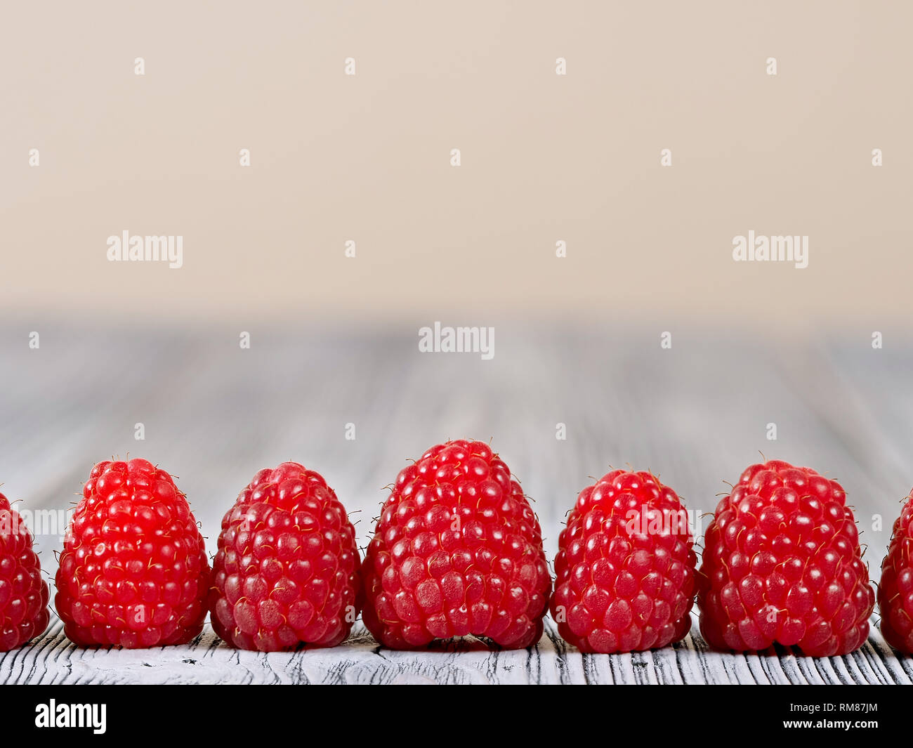 Sun on raspberry leaves hi-res stock photography and images - Alamy