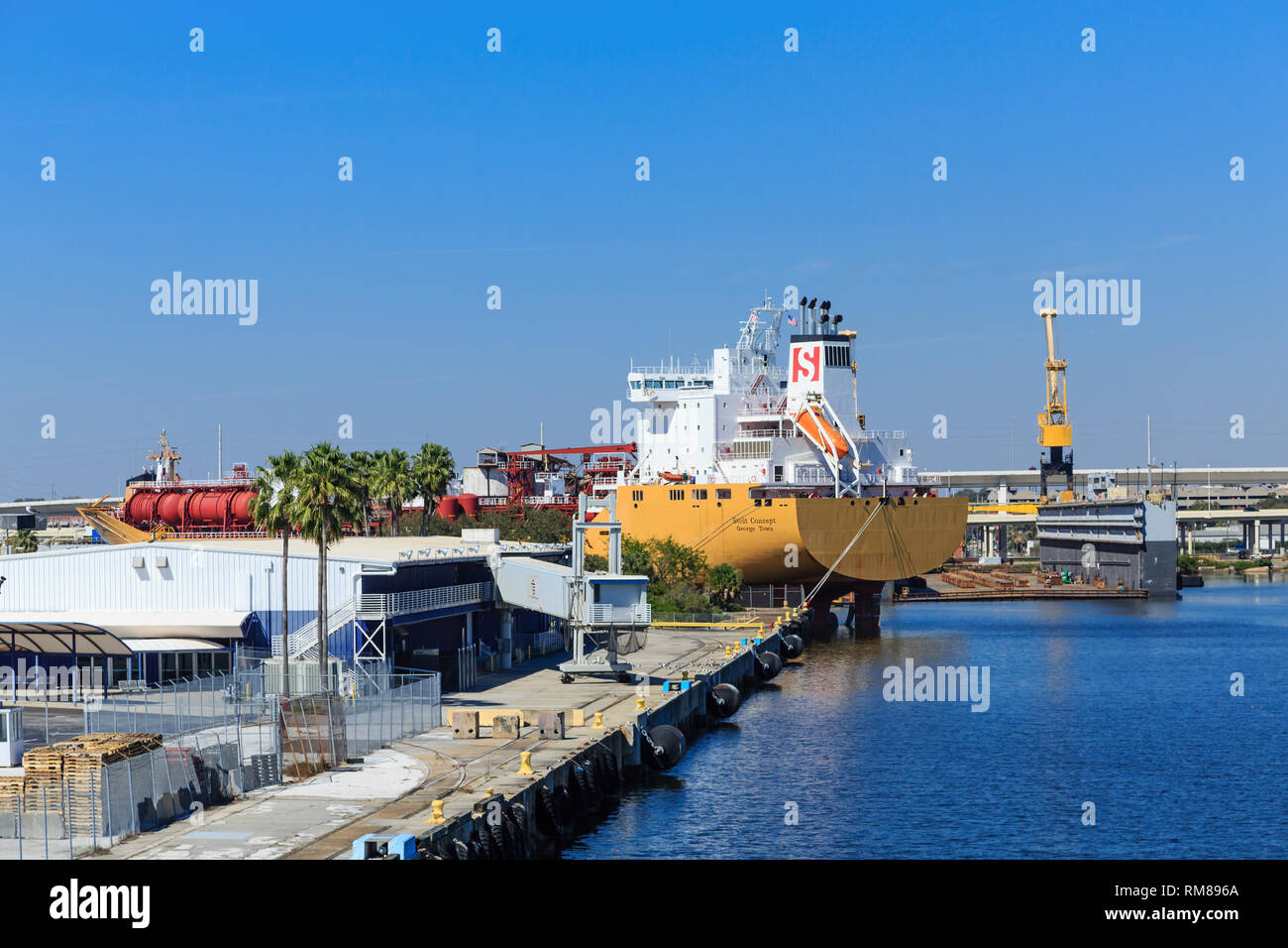 Military vessels hi-res stock photography and images - Alamy