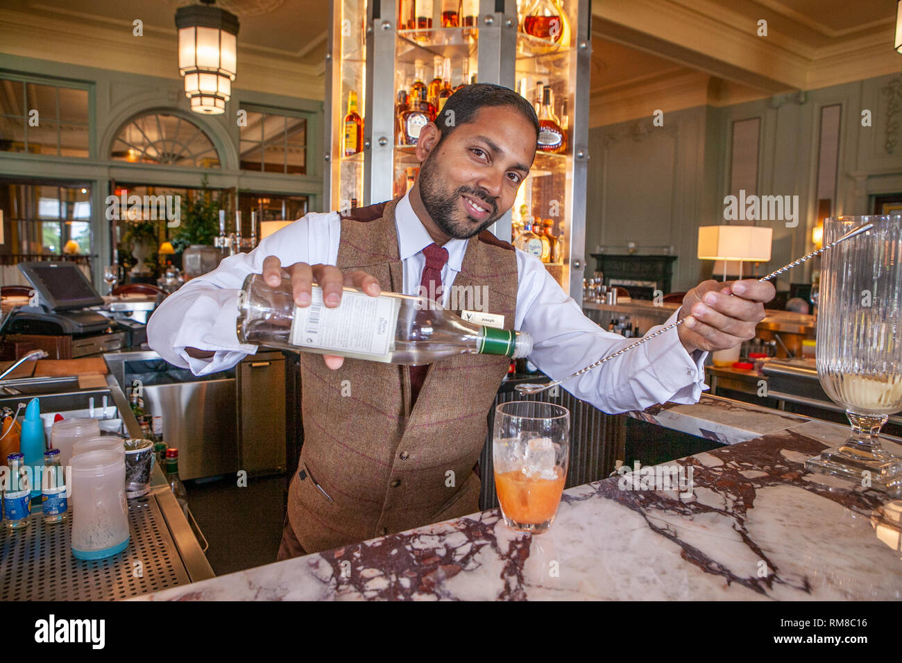 Happy bartender man bar restaurant hi-res stock photography and images ...