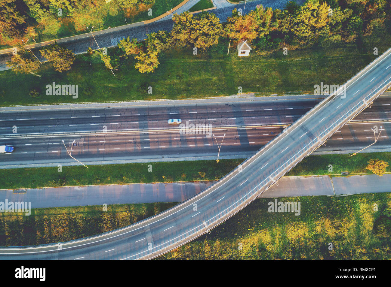 Interchange highway road line hi-res stock photography and images - Alamy
