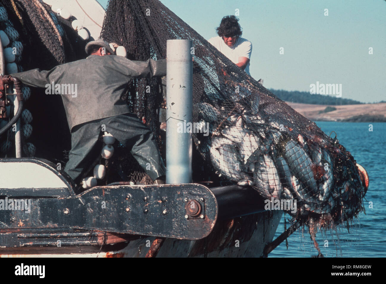 Native American Fishing Stock Photo - Alamy