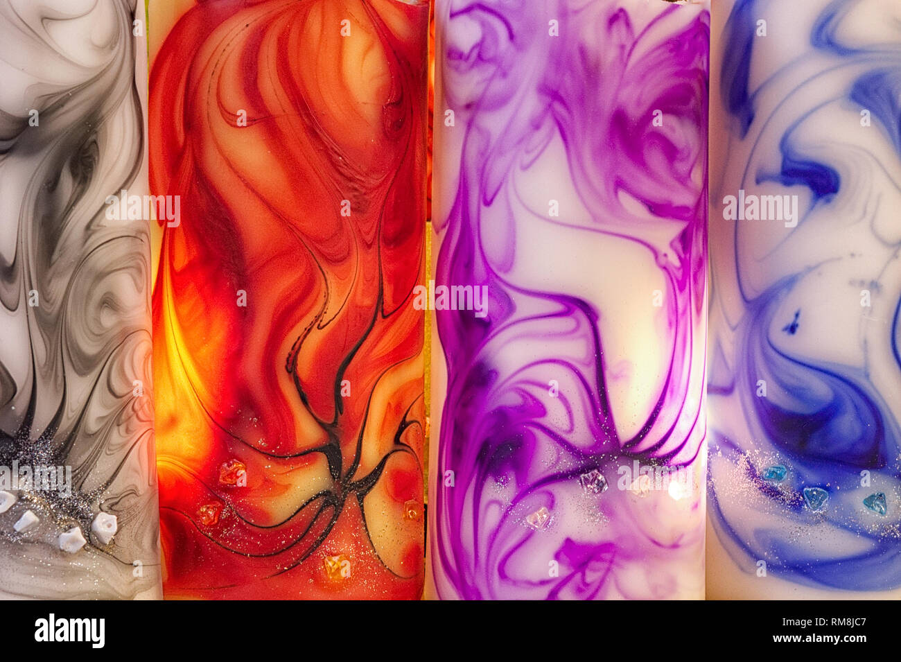 Candlestick patterns hi-res stock photography and images - Alamy