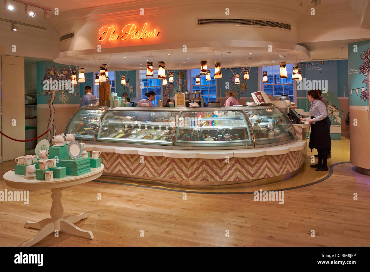 Fortnum and mason the parlour hi-res stock photography and images - Alamy