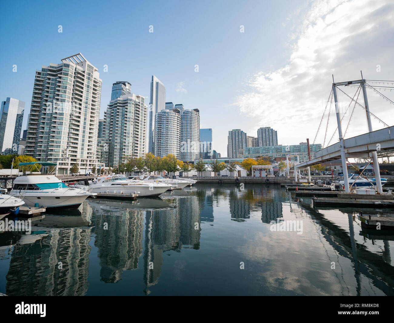 Famous bridge downtown toronto hi-res stock photography and images - Alamy