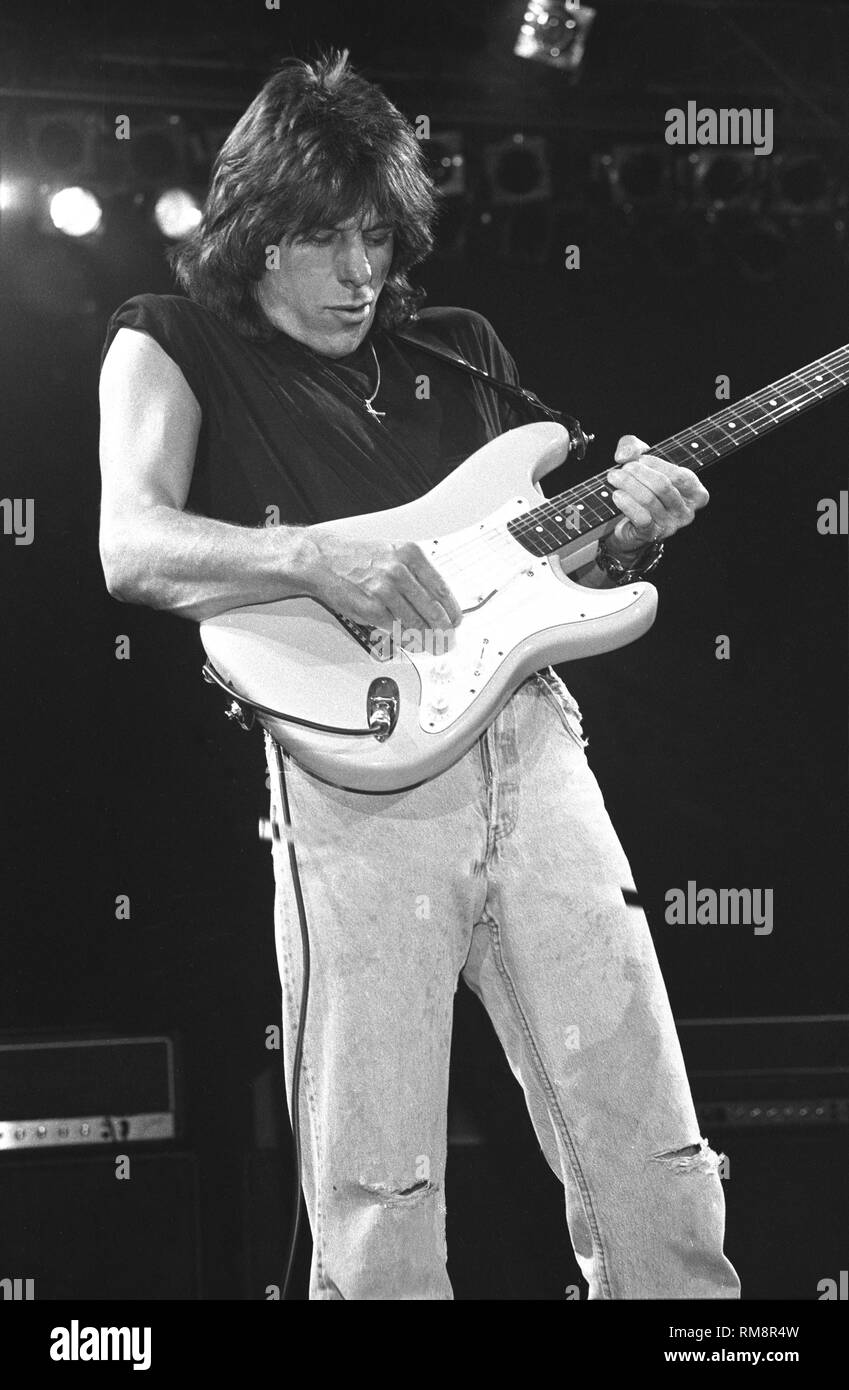 Beck live on stage hi-res stock photography and images - Alamy