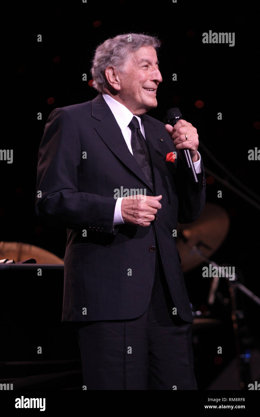 Singer Tony Bennett is shown performing on stage during a "live ...