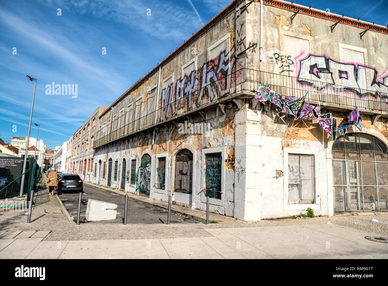 Street art, murals, graffiti in Lisbon, Portugal Stock Photo - Alamy