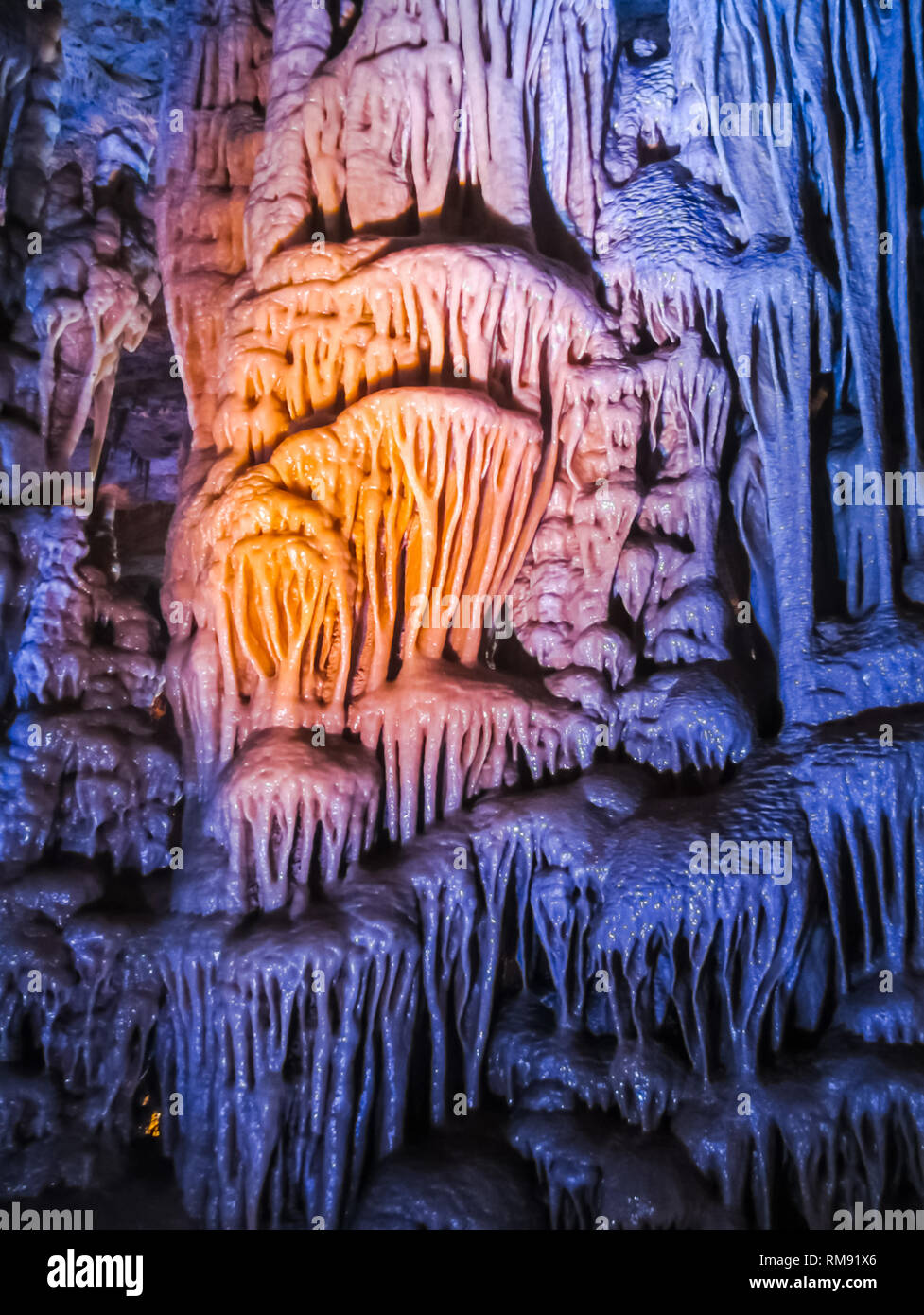 Karst Cave Flowstone Stock Photos & Karst Cave Flowstone Stock Images ...