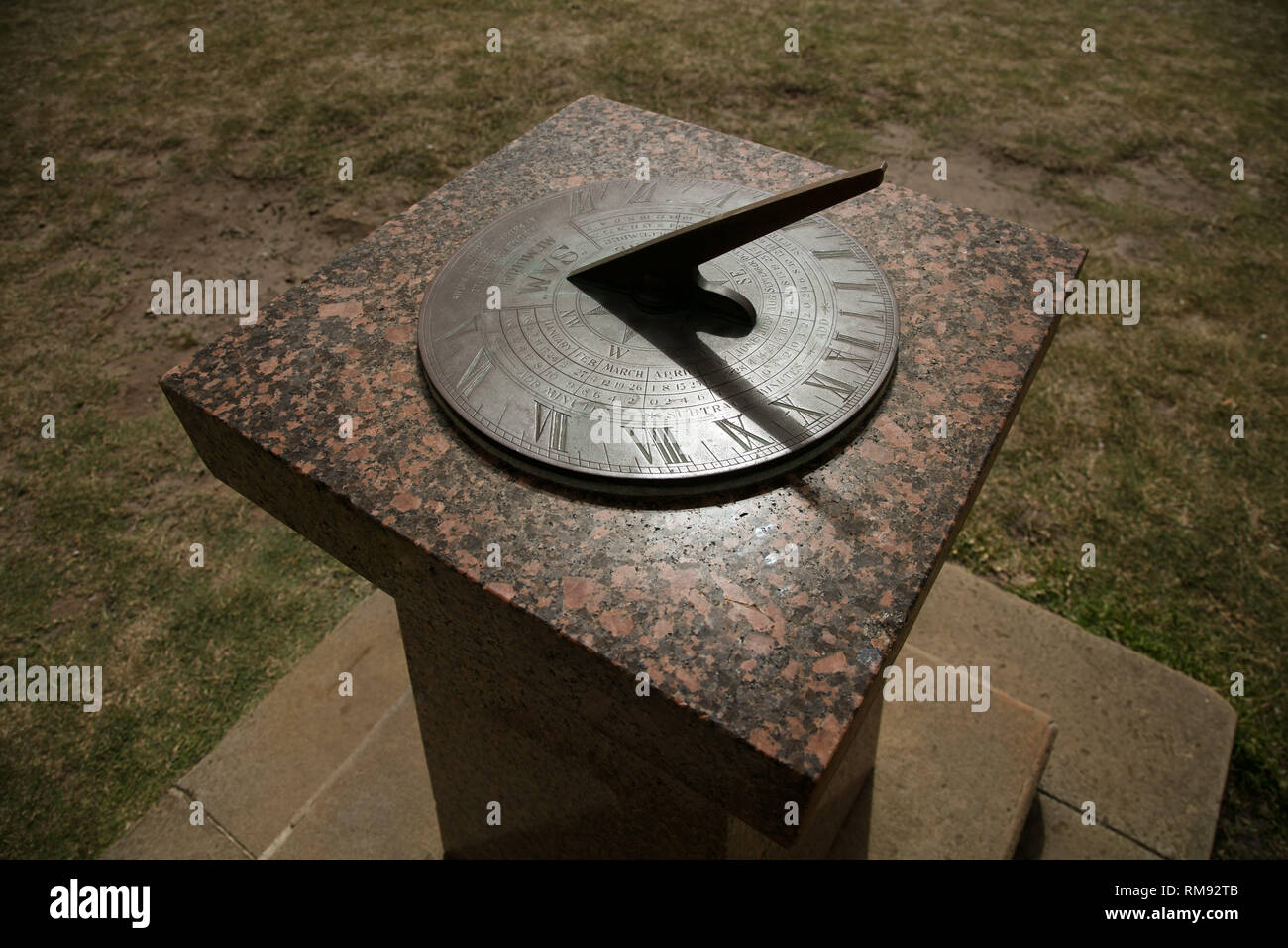 The sun casts a shadow on an antique sundial Stock Photo - Alamy