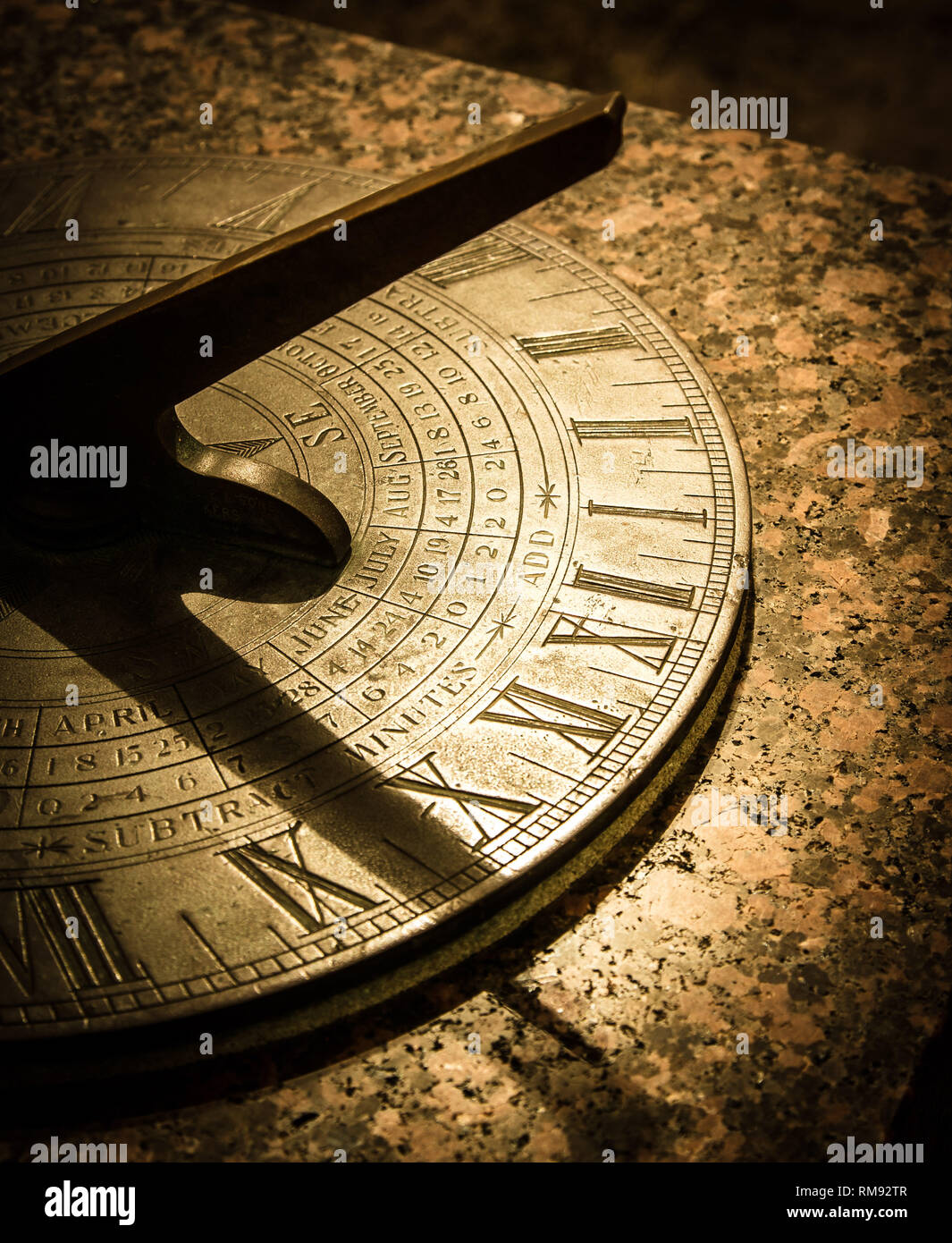 Roman numerals on sun dial hi-res stock photography and images - Alamy