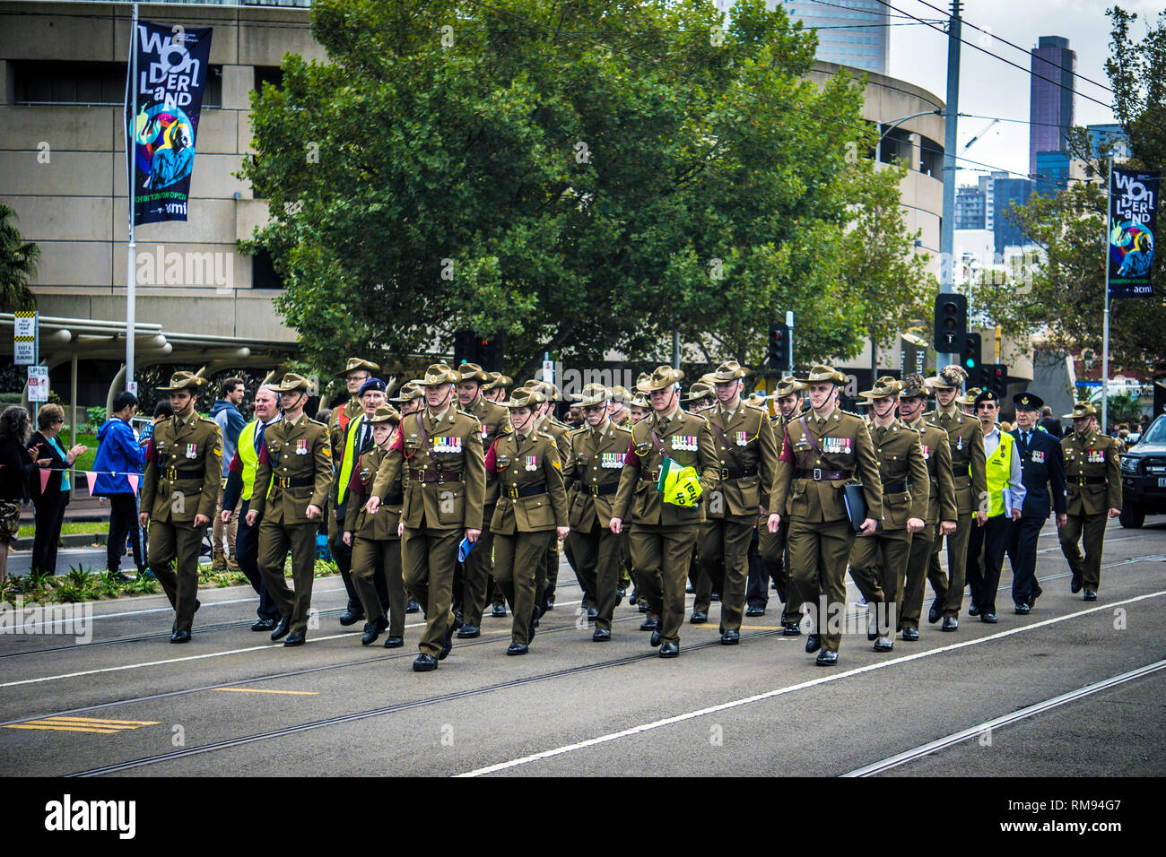 Shrine of remembrance melbourne hi-res stock photography and images - Alamy