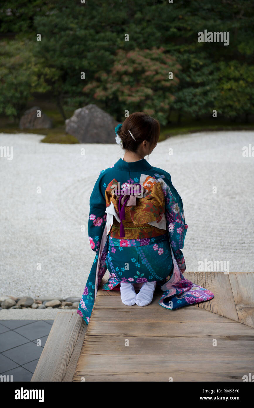 Woman kneeling in prayer on hi-res stock photography and images - Alamy